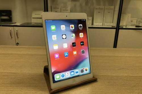 iPad mini 2 16 Silver WiFi only (352)