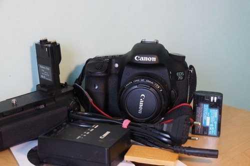 Canon 7D + 50mm 1.8 + батарейный блок + штатив +