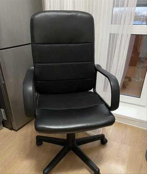 Компьютерное кресло hoff