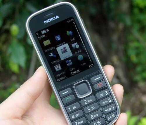 Кнопочный телефон Nokia 3720 Classic новый