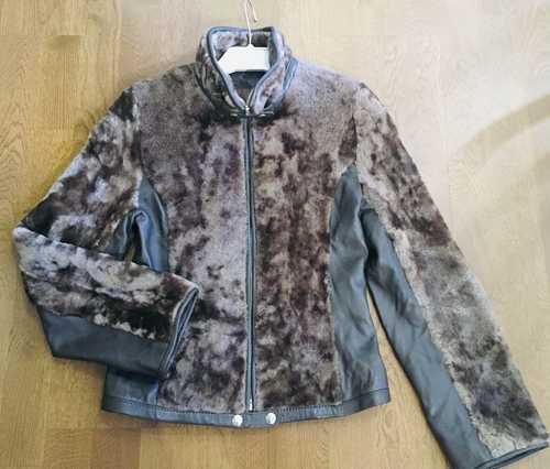 Куртка мутоновая с кожаными (лайка) вставками