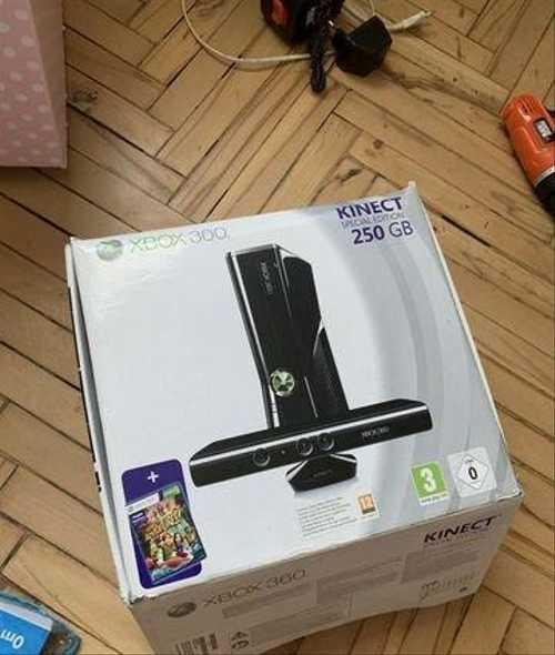 Xbox 360, 2 джойстика, Kinekt, барабаны, гитара