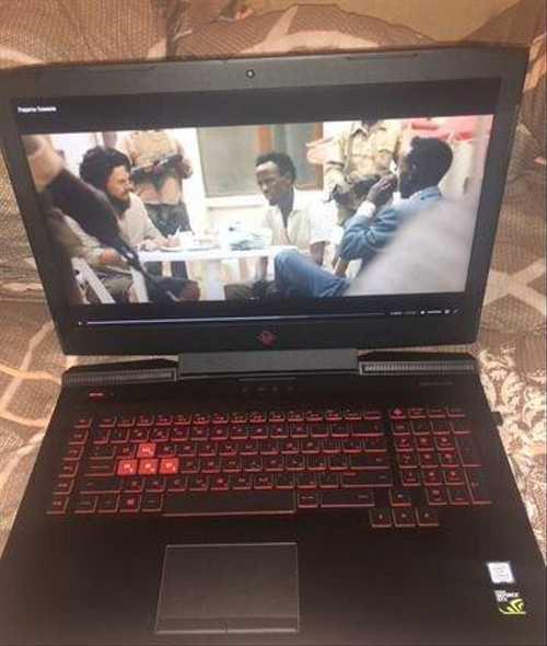 Omen by HP laptop 17 an006ur