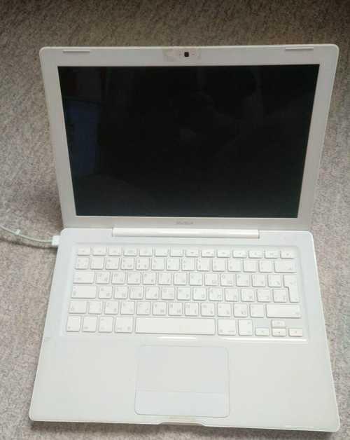 Ноутбук Apple MacBook 13" A 1181 (2008)