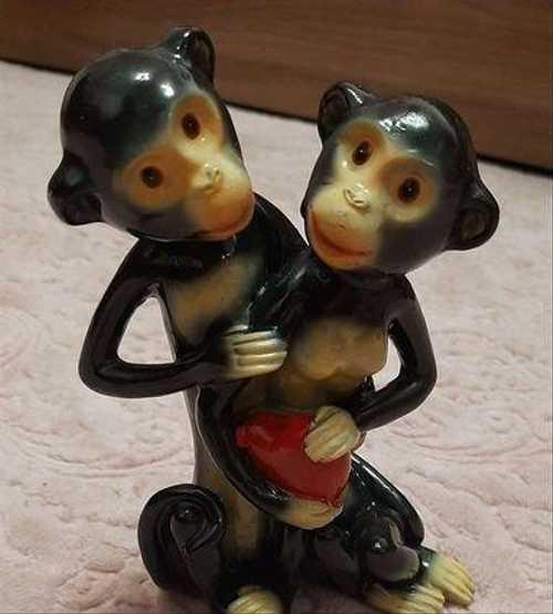 Статуэтка две обезьяны. СССР
