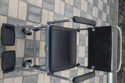 Инвоалидная кресло-коляска Barry с принадлежностям