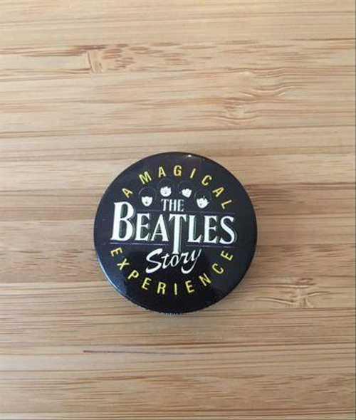 Значок «The Beatles Story: A Magical Experience»