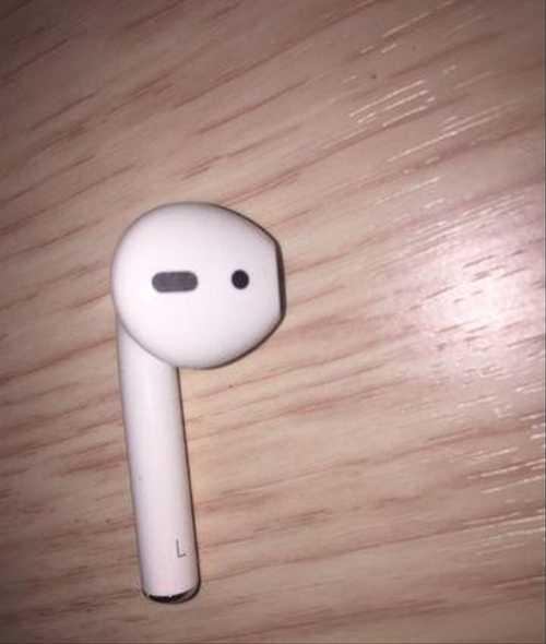 Левый наушник AirPods2