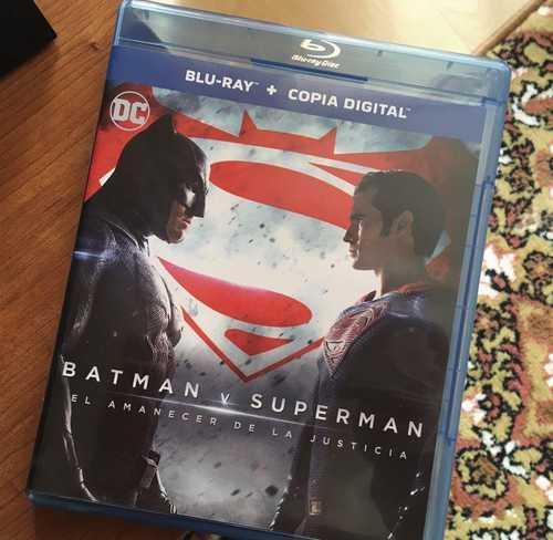 Blu-ray диск Бэтмен против Супермена