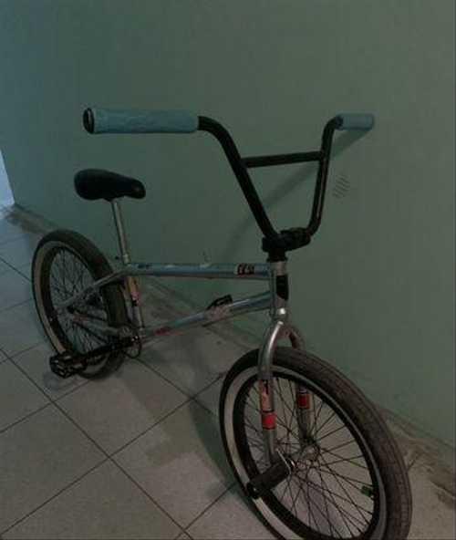 Bmx mongoose legion L100
