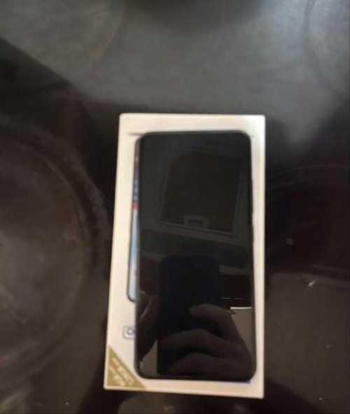 Мобильный телефон vivo V15 Pro