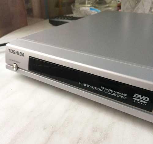 DVD-проигрыватель toshiba