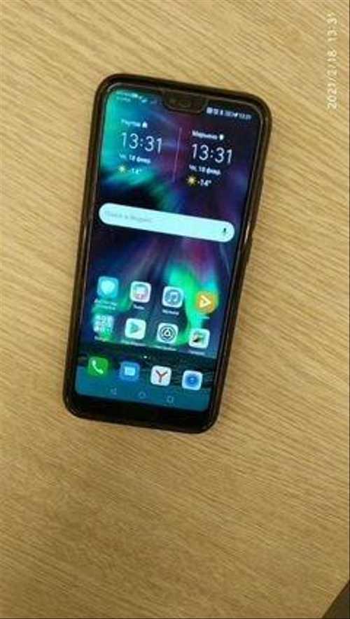 Телефон Huawei Honor 10 128gb, мерцающий зелёный