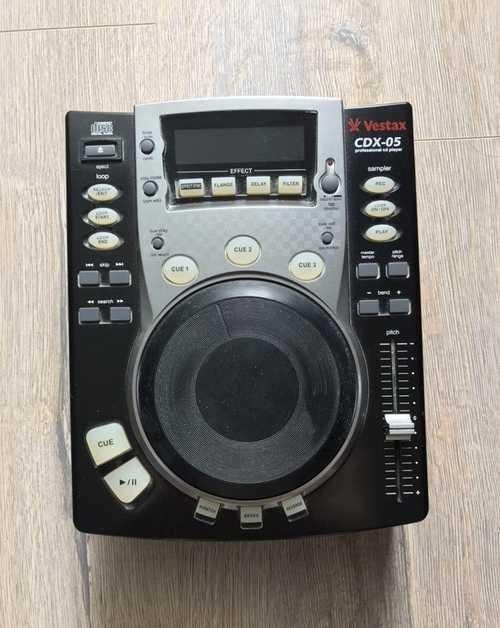 Dj проигрыватель CD/mp3 дисков vestax CDX-05