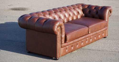Диван Chesterfield