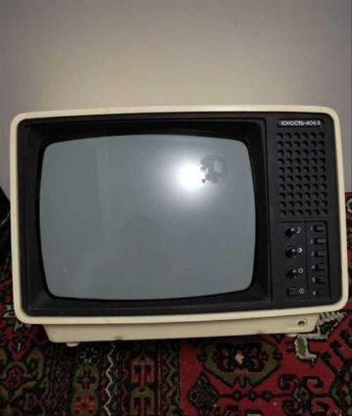 Телевизор черно белый юность 406д