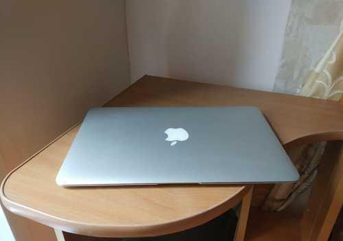 MacBook Air 11 i5 ssd 128 в отличном состоянии