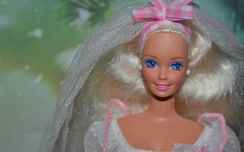 Невеста Country Bride Barbie Выпущена в 1994 году