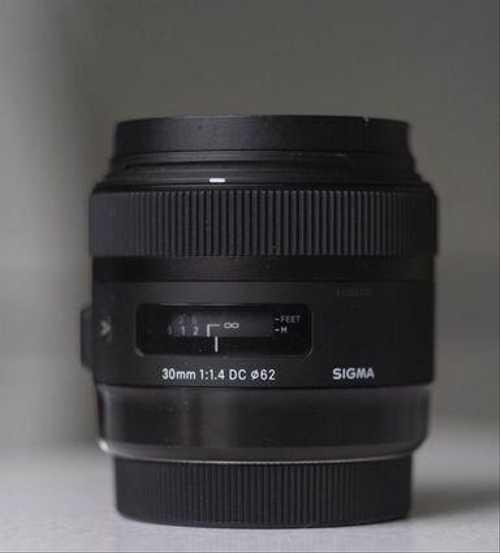 Sigma AF 30mm f/1.4 Art (Canon EF)