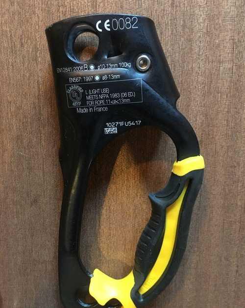 Жумар Petzl