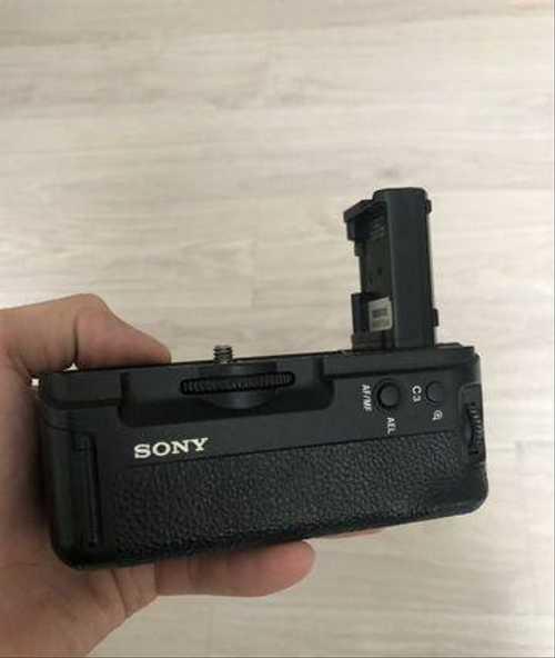 Батарейный блок Sony VG-C2EM 7M2/ 7RM2/ 7SM2