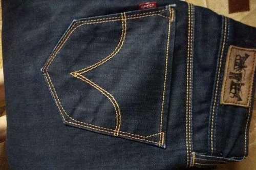 Джинсы черные levi's