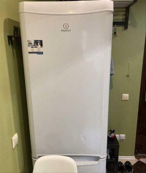 Холодильник indesit требует ремонта