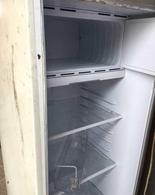 Продам холодильник на запчасти