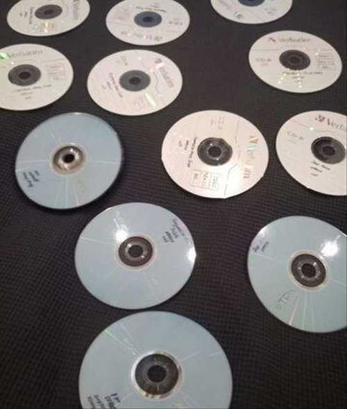 Диски DVD / CD с электронной музыкой MP3