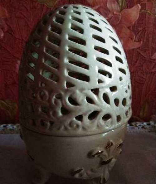 Шкатулка и подсвечник Яйцо ажурное фарфор Китай