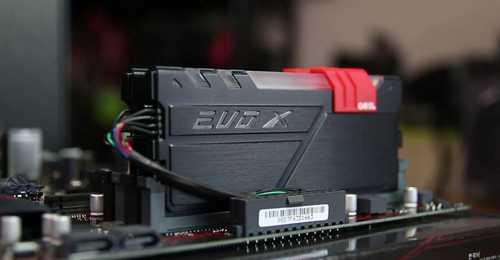 GeIL EVO X RGB CL15-17-17 DDR4 3000MHz XMP