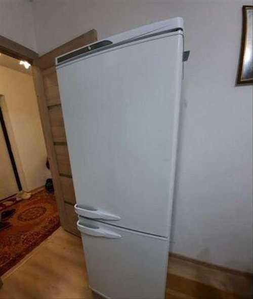 Холодильник бу stinol RF 305A- 008