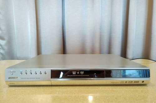 DVD-HDD рекордер Toshiba RD-XS34