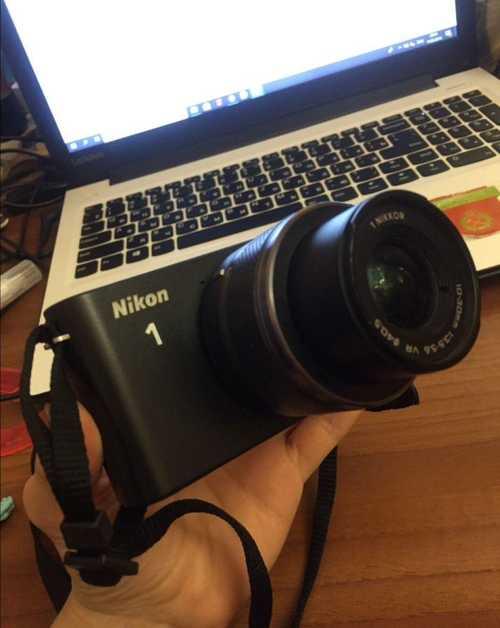Продам фотоаппарат Nikon 1 J1