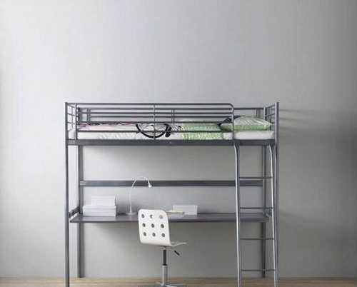 Кровать-чердак IKEA со столом svarta (свэрта)