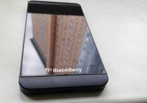 Телефон BlackBerry z10