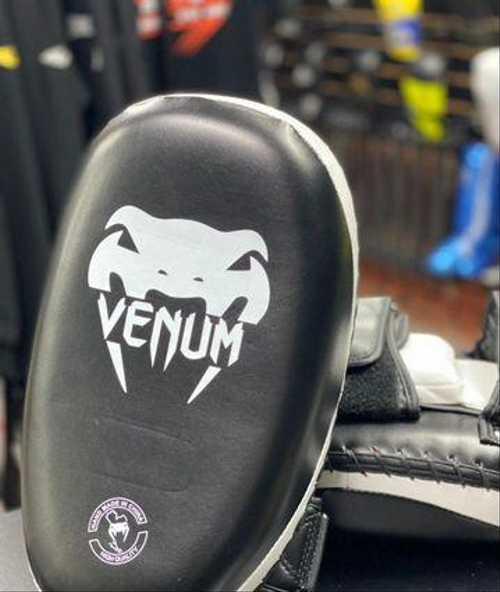 Пэды Venum black/white