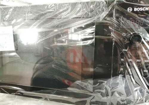 Микроволновая печь Bosch HMT84M461R черная