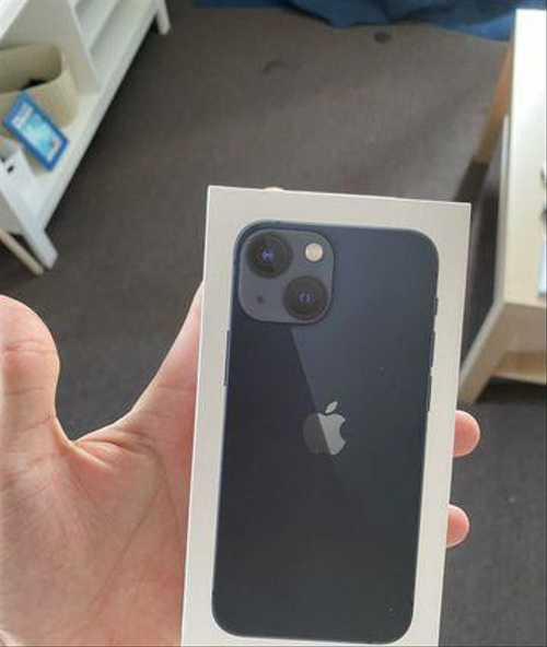 iPhone 13 mini