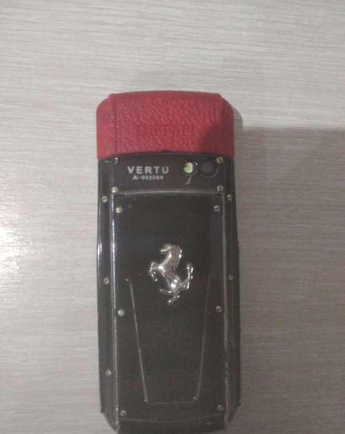 Vertu ferrari