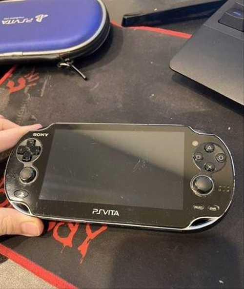 Sony PS Vita PCH-1008 + 4Gb + ориг чехол