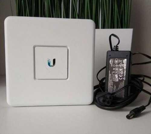Роутер Unifi Security Gateway USG