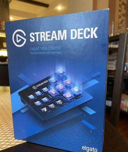 Панель для стриминга Elgato Stream Deck