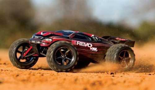 Радиоуправляемая электро машина E Revo от Traxxas