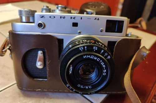 Плёночный фотоаппарат Зоркий-4