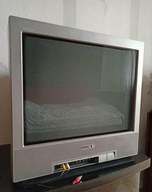 Телевизор Sony Trinitron + цифровая приставка BBK