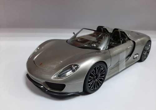 Порше Porsche 918 Spyder, в масштабе 1/18