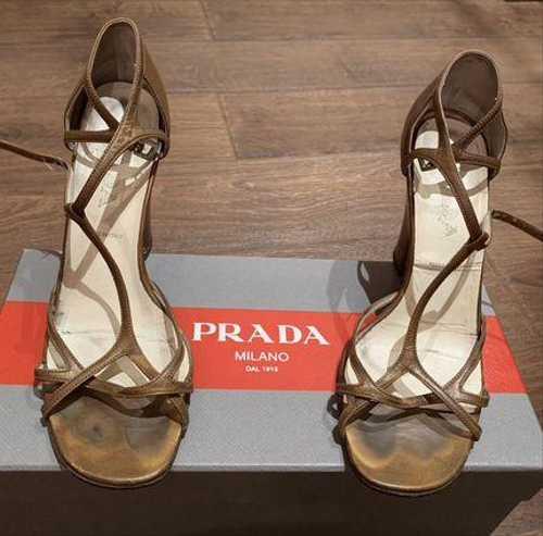 Босоножки женские Prada