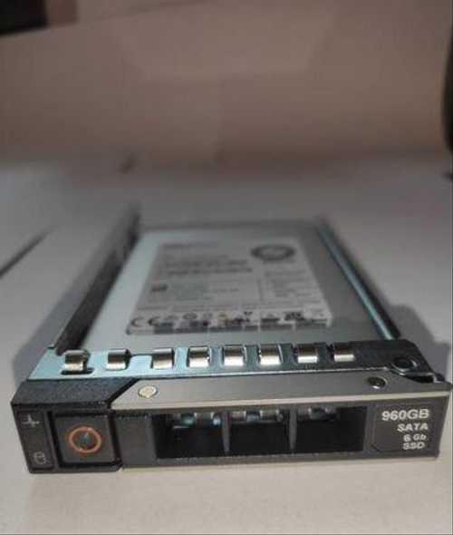 SSD dell 960Gb SATA Mix Use для PowerEdge 14G