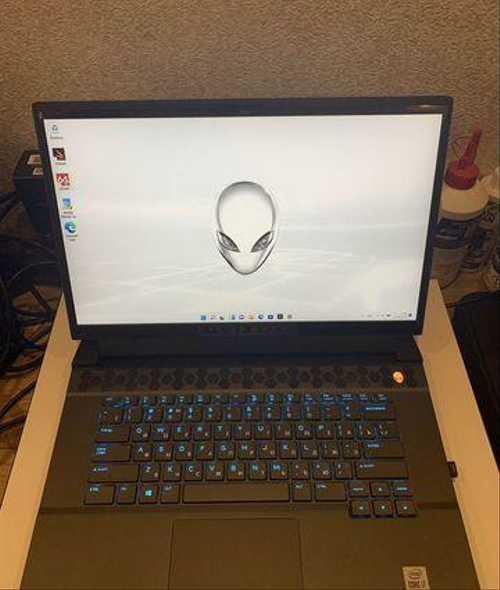 Alienware M15 R4 (i7-10870H/RTX 3070 MAX-P)